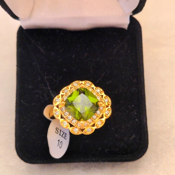 QVC | Jewelry | Qvc Moldavite Ring Size Nwt 12 X12 Mm Plus 2 Rows Of ...